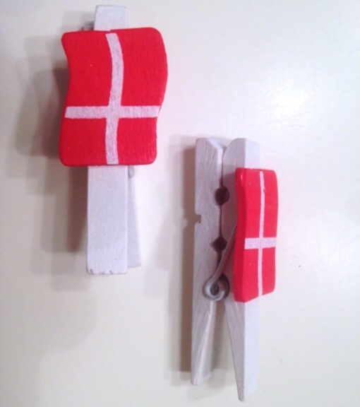 Flag på mini klemmer - 12stk samlet - Dekolagersalg